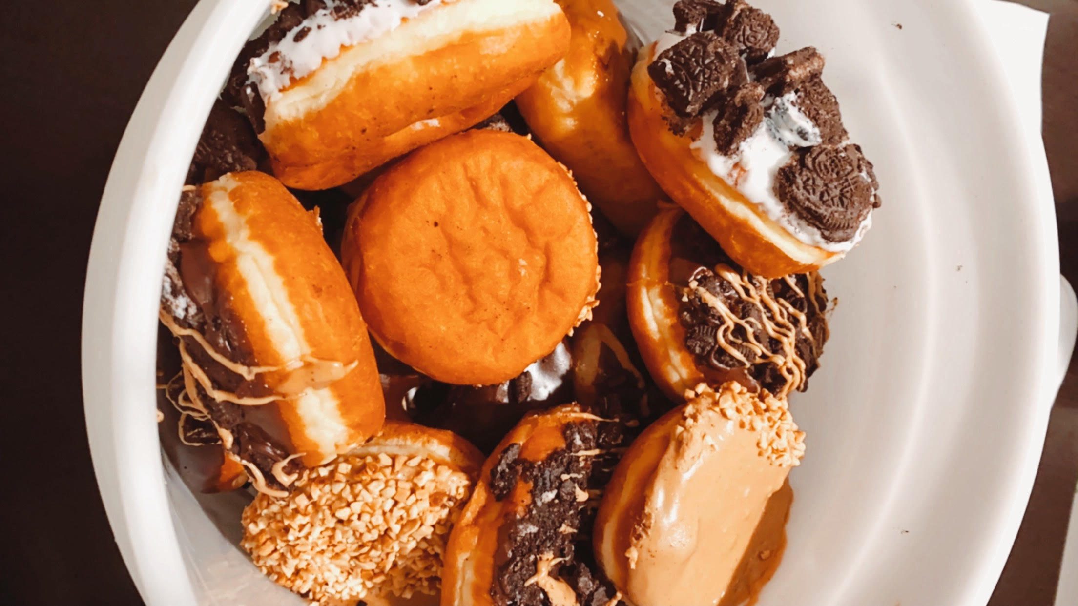How To Get A Bucket Of VooDoo Donuts For Only $10! | ITSMETIFFANY